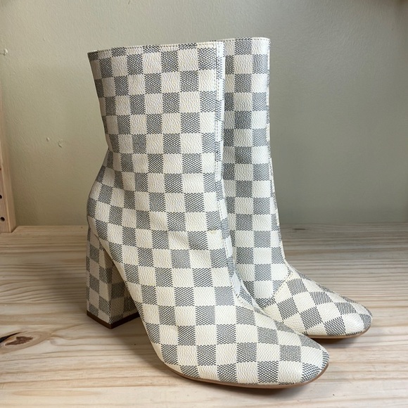 Shoes | Cape Robin Checkered Boots | Poshmark